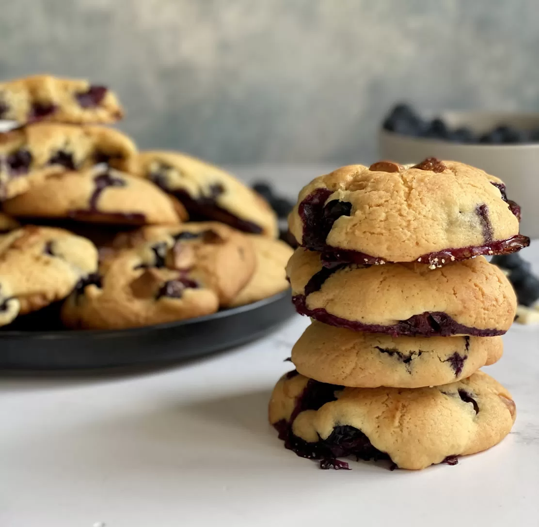 Recipe For Blueberry And White Chocolate Biscuits